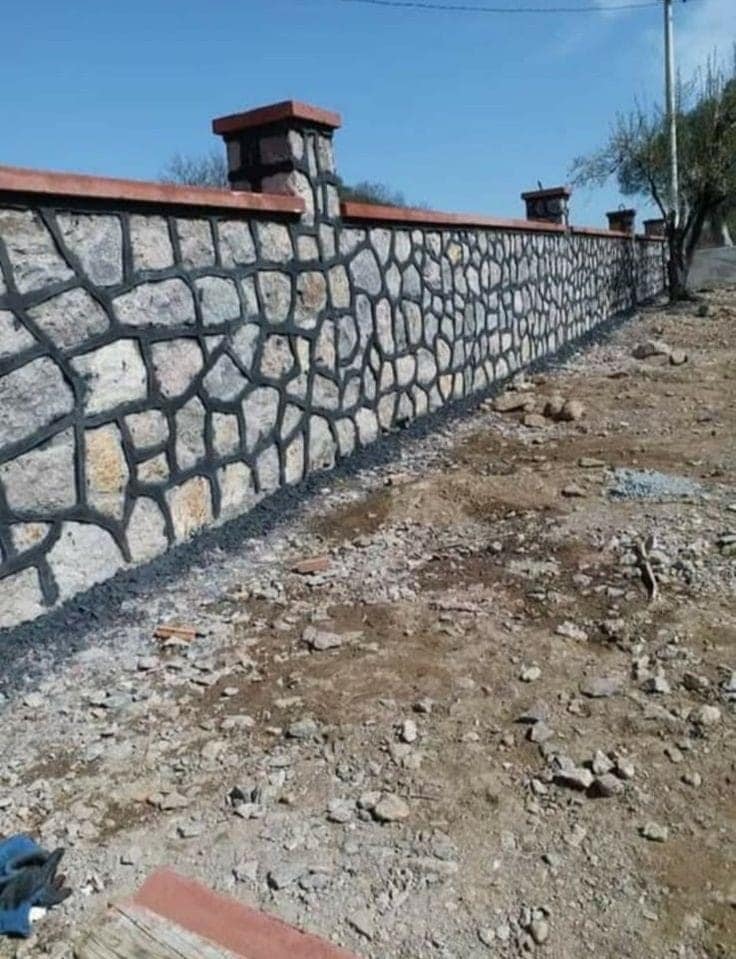 Bardas con Piedras Decorativas: Elegancia y Durabilidad para tu Hogar ...